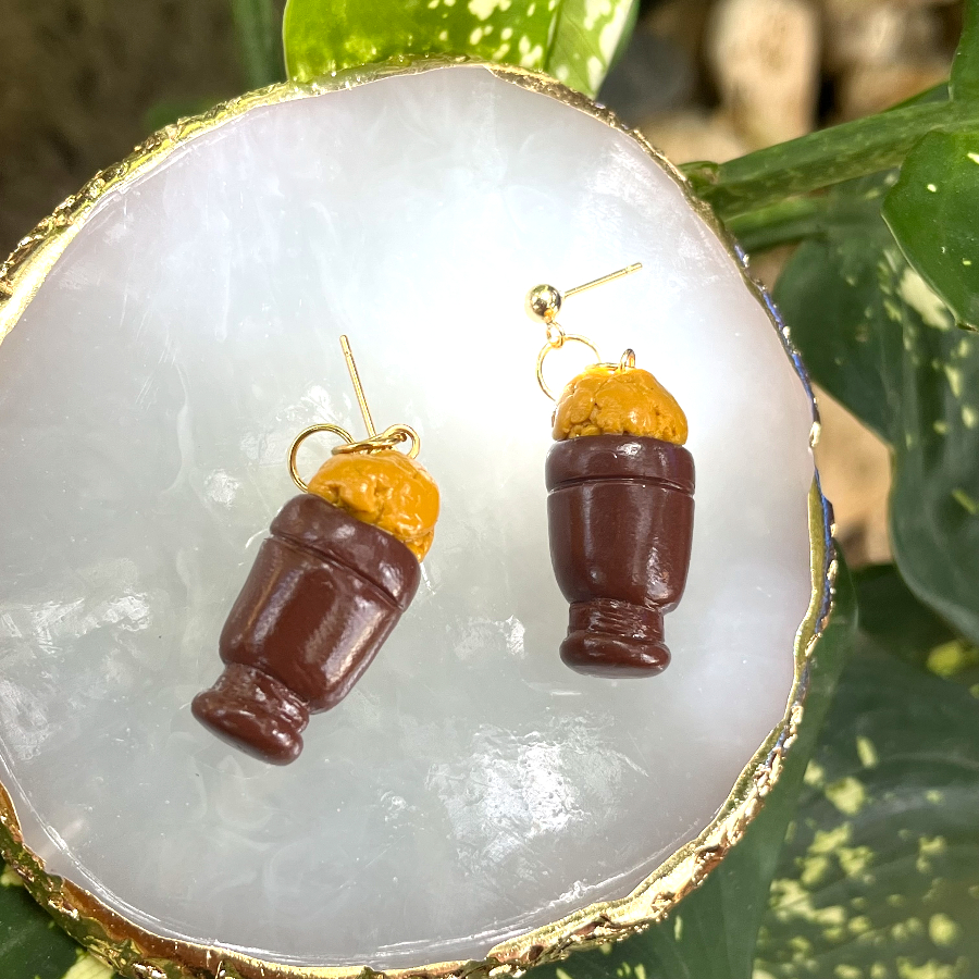 Puerto Rico Mofongo En Pilon Earrings - Positive Mensajes